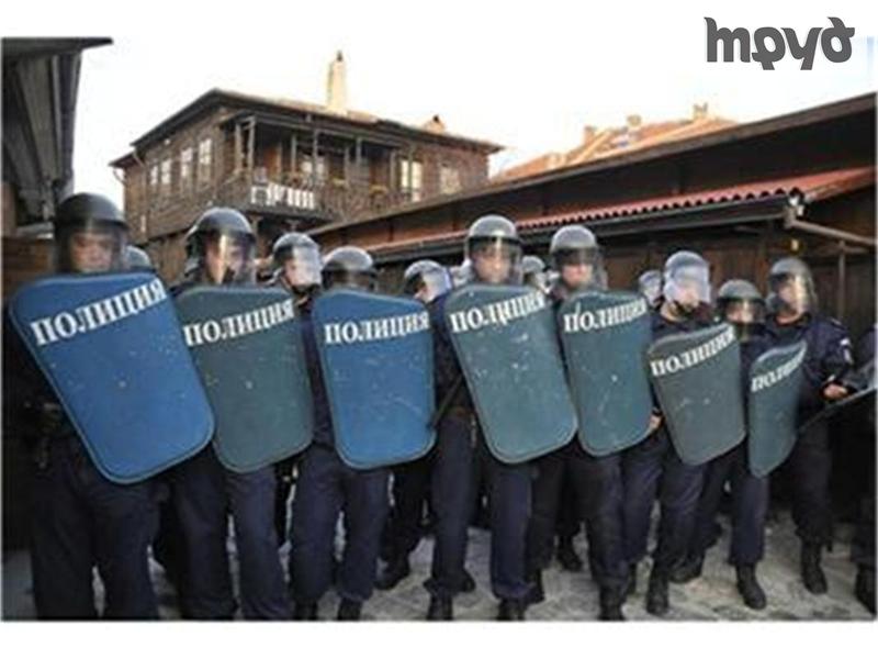 Bulgarian anti-Roma protests escalate