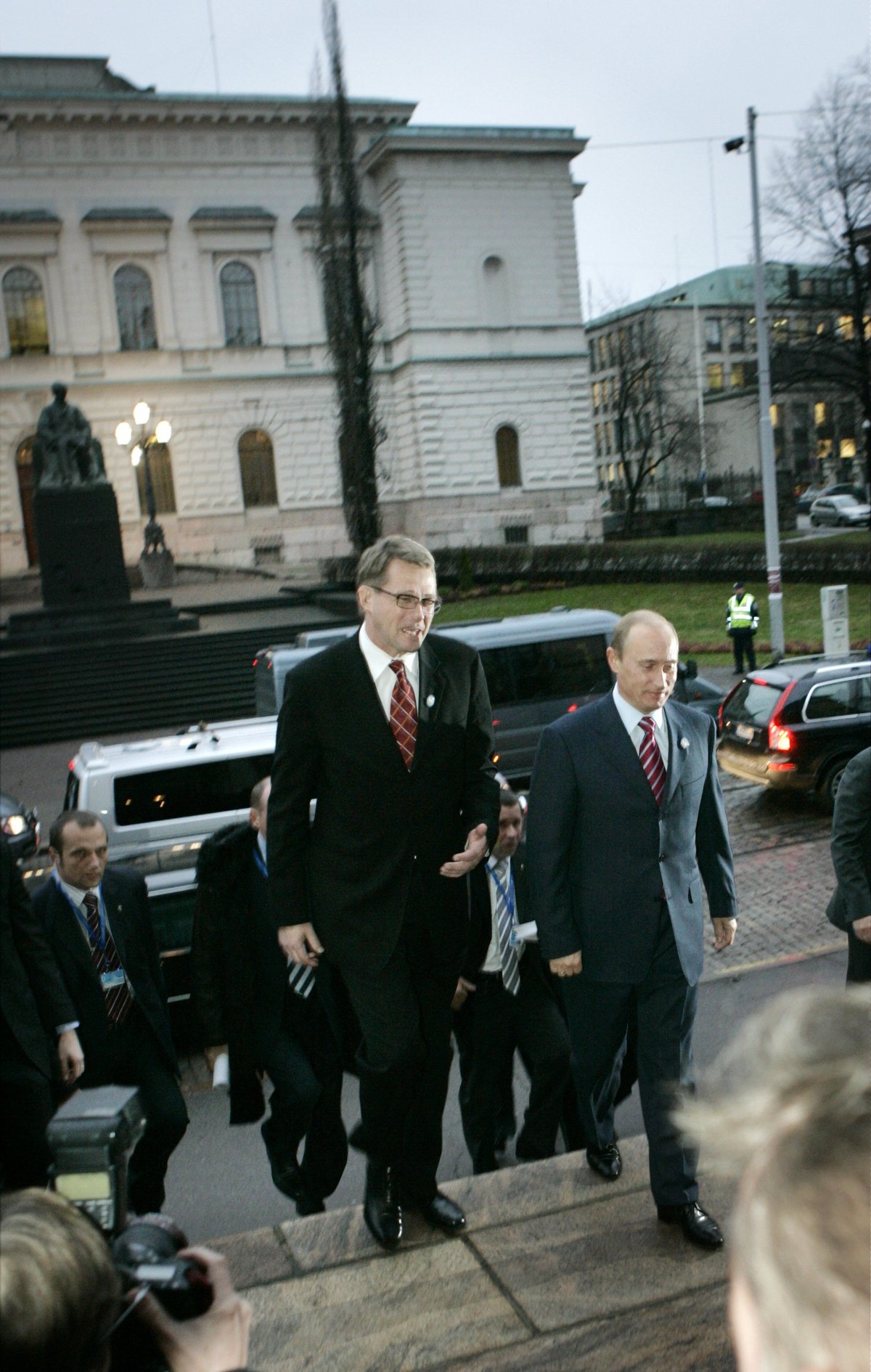 Helsinki summit sees EU and Russia drifting apart