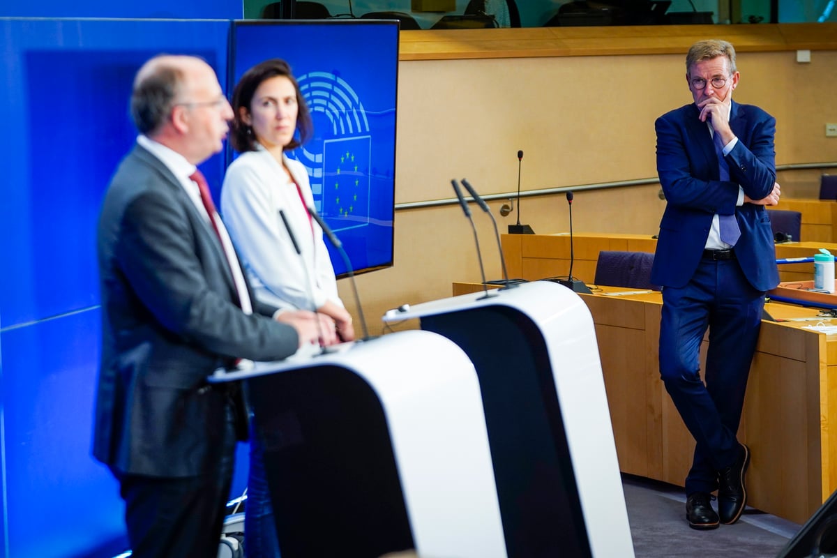 MEPs call for new budget money, worry about recovery borrowing