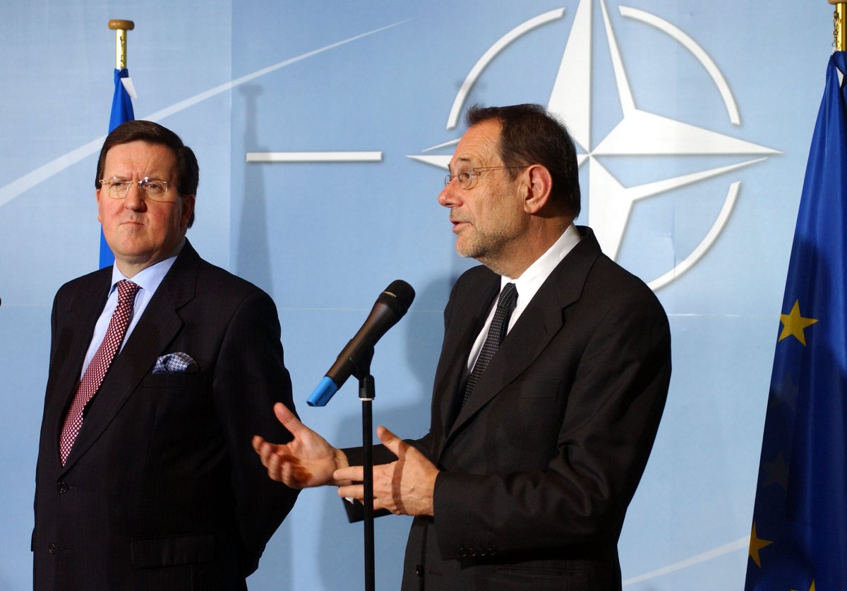 NATO and EU sign historic partnership agreement