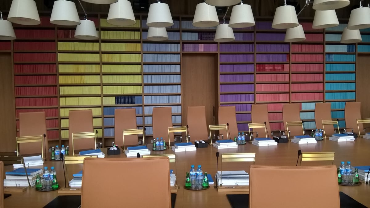 Tirana summit, CAP simplification and Pfizer vaccine texts ruling in ...