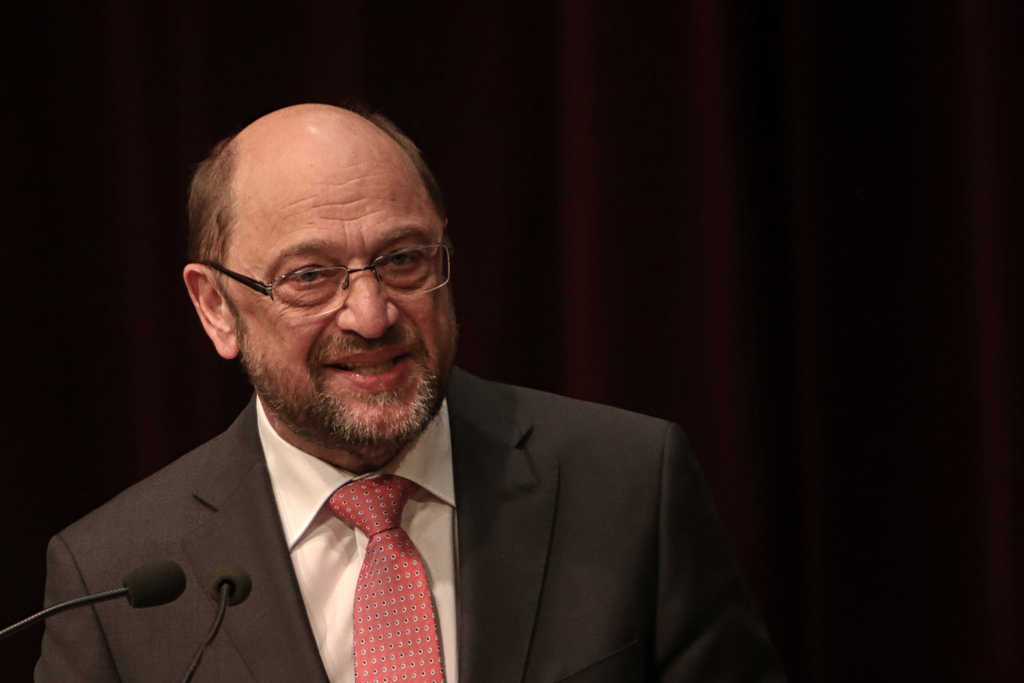 Schulz fights for 'United States of Europe' by 2025