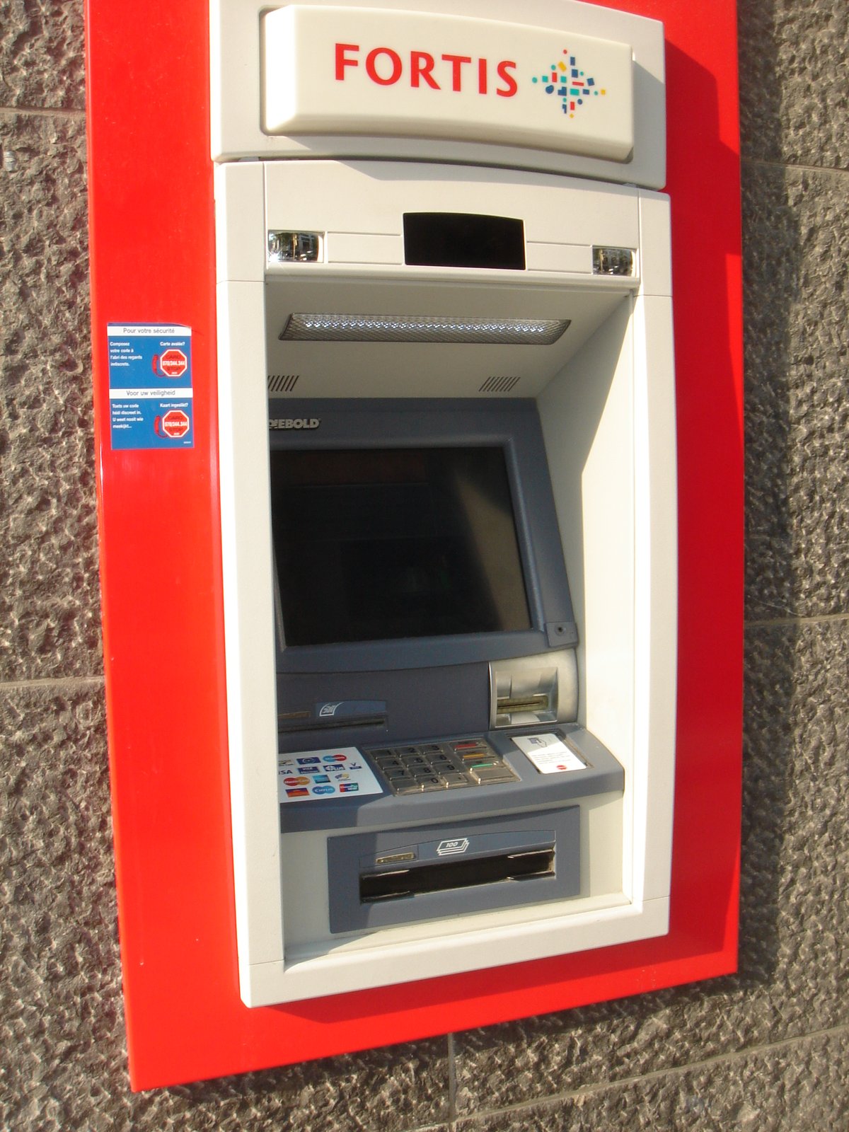 More EU states join anti-bank bonus group